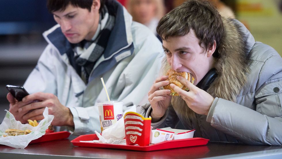 Comparison of fast food portion sizes around the world | City Magazine