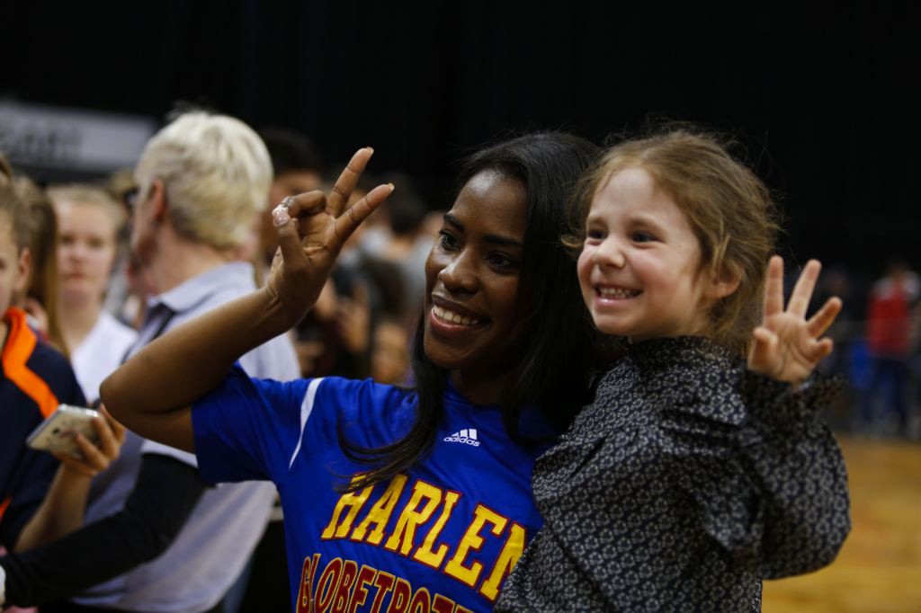 V Ljubljano prihajajo Harlem Globetrotters, največji mojstri košarke na ...