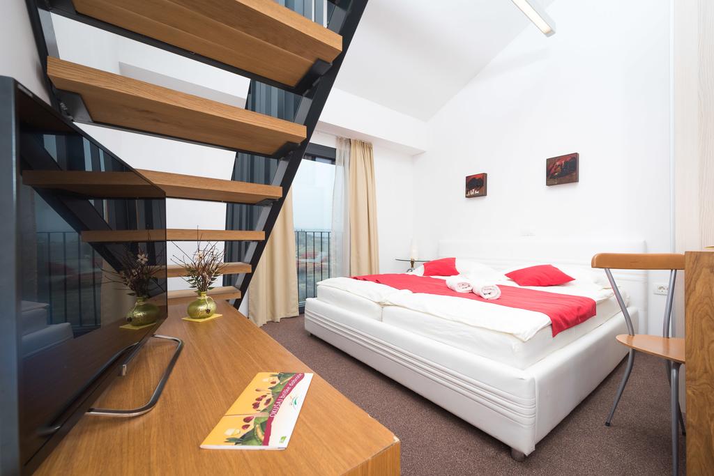 Butični hoteli v Sloveniji: 5 sanjskih namestitev, ki kažejo, kako ...