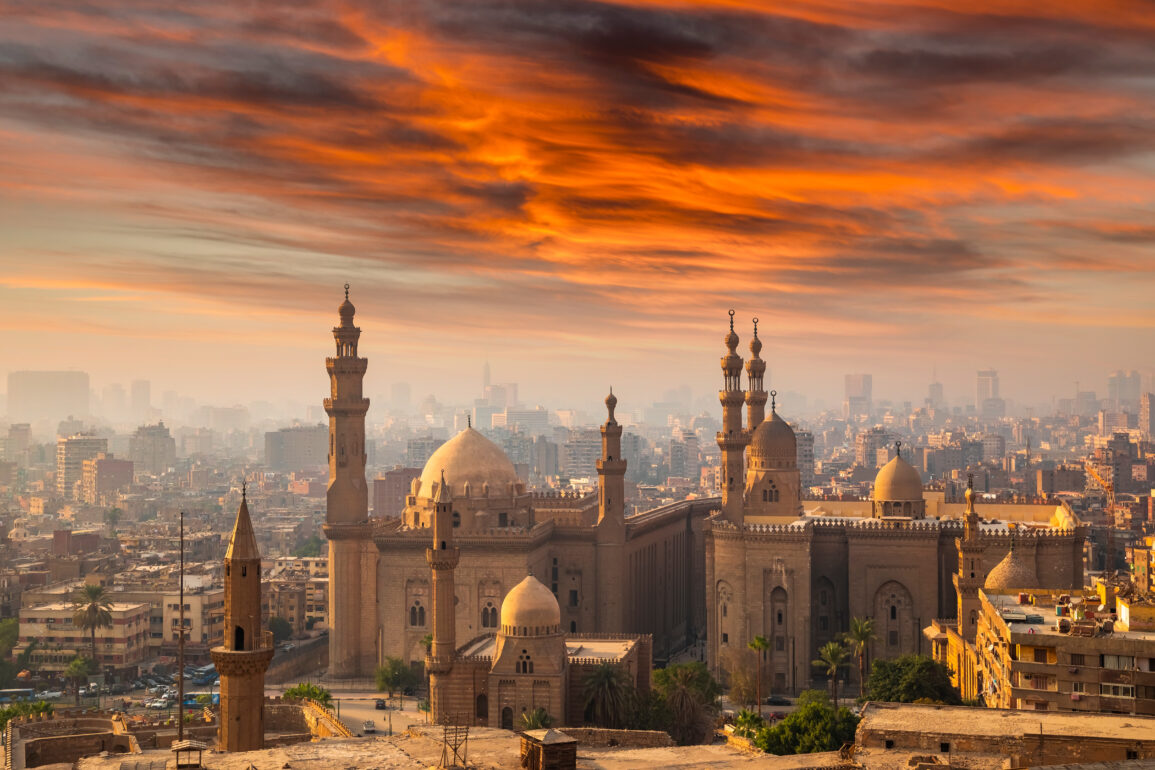 Cairo: the capital of Egypt, which amazes you with its rich history ...